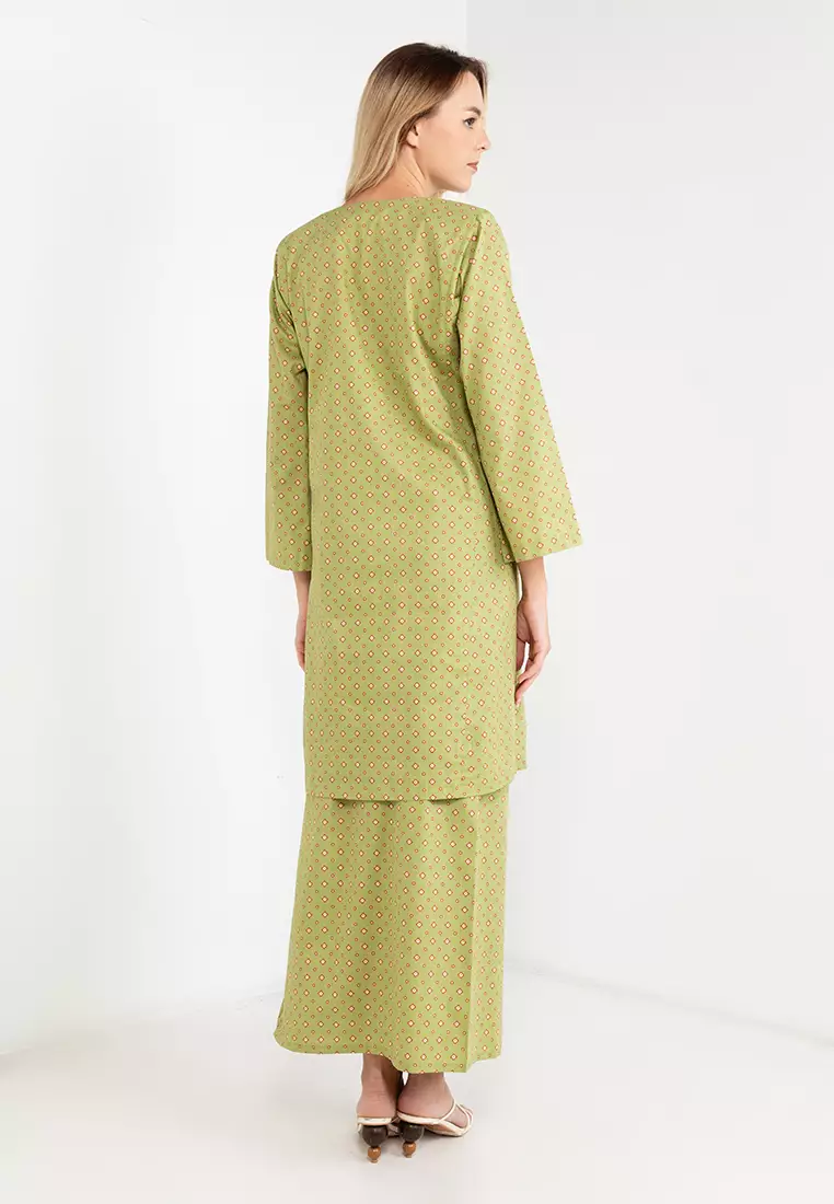 Buy Butik Sireh Pinang Baju Kurung Pahang Warda Online | ZALORA Malaysia