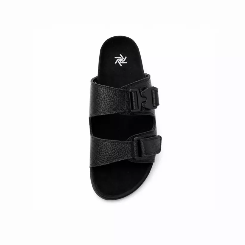 Jual Julaybib Agadir - Floater Black Original 2026 | ZALORA Indonesia
