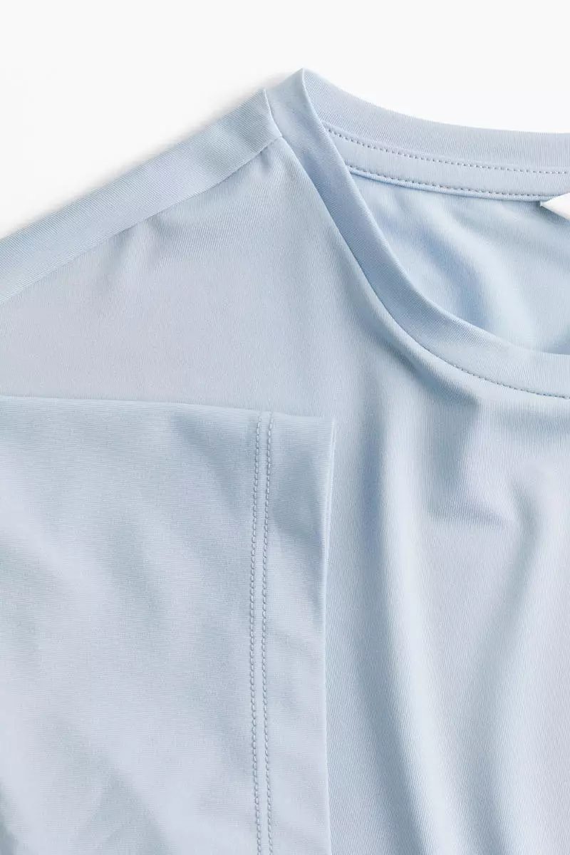 Buy H&M COOLMAX® T-shirt 2025 Online | ZALORA