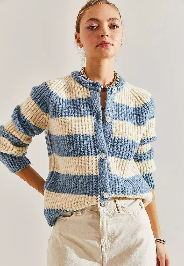 Women’s Knitwear & Cardigan - Sale Up to 90% Off