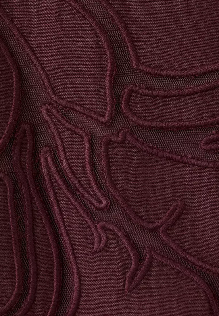 Buy Mango Skirt with Floral Embroidery 2026 Online | ZALORA
