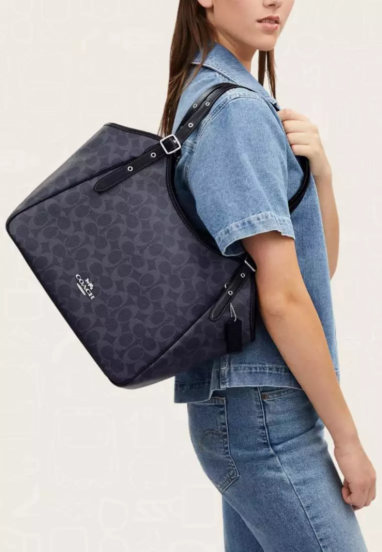 Jual Coach Coach Meadow Shoulder Bag In Signature Canvas Denim Midnight ...