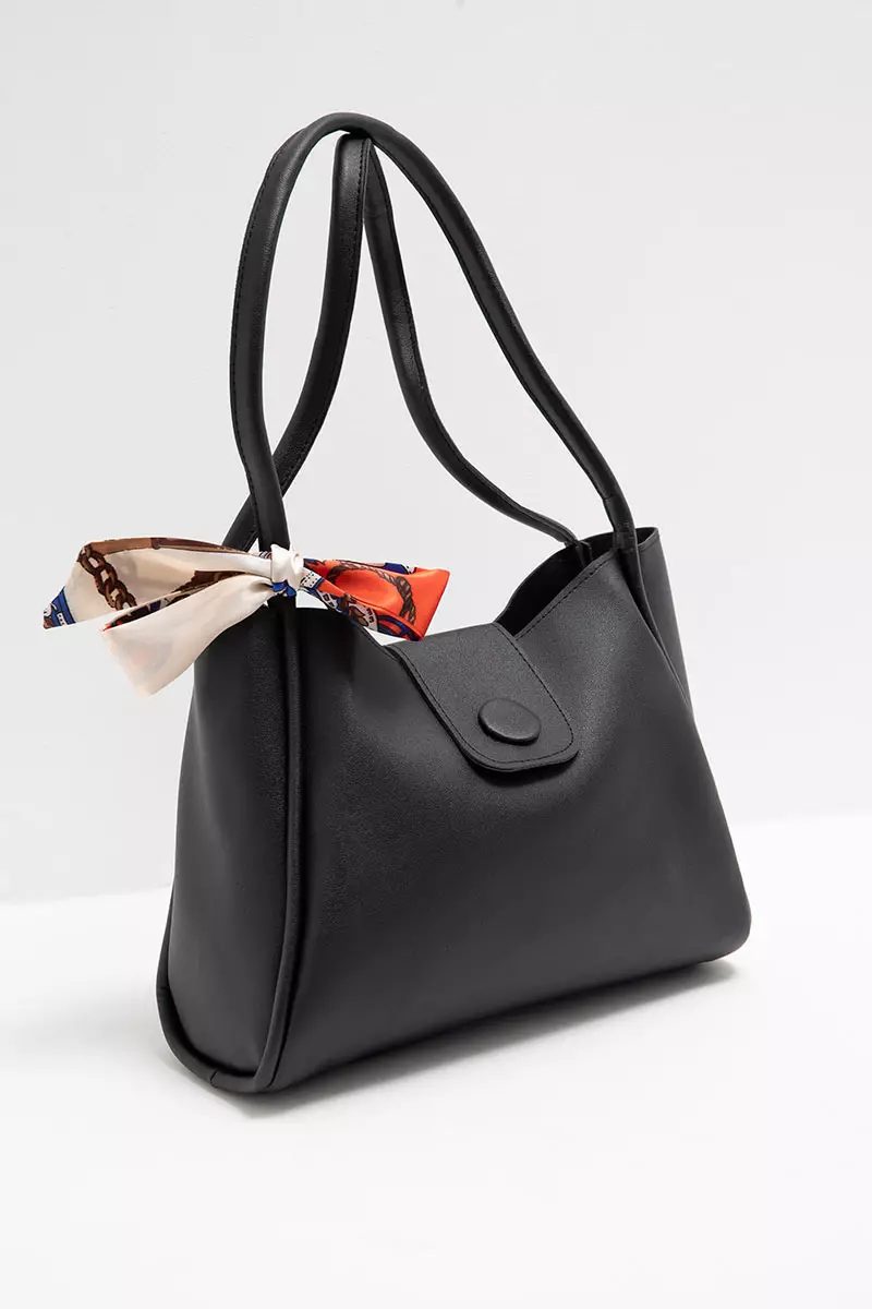 Jual Berrybenka Label Tekka Kanaya Tote Bag Black Original 2024 ...