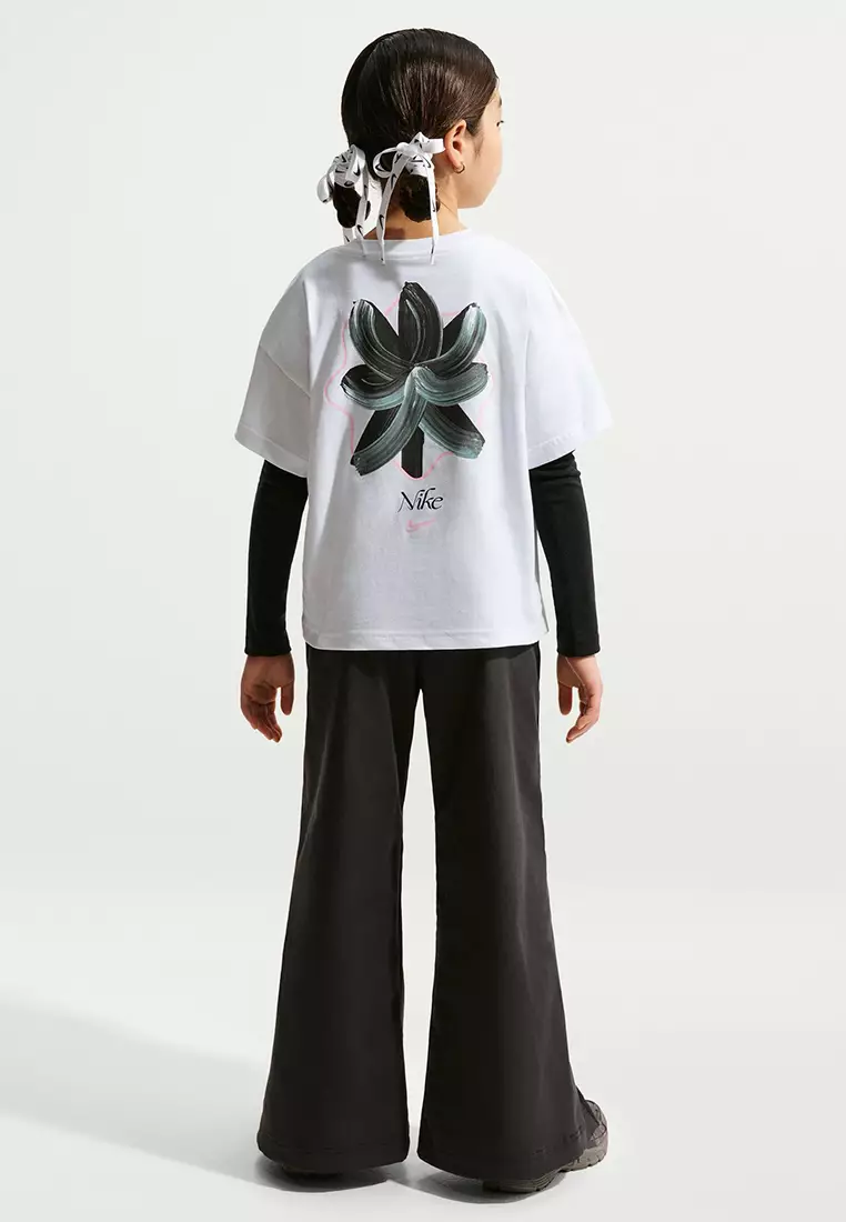 Buy Nike Sportswear Older Kids' Boxy T-Shirt 2026 Online | ZALORA