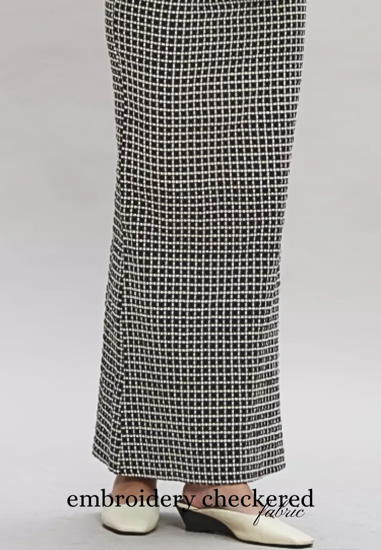 Buy Loveaisyah Black Lace Modern Baju Kurung with Checkered Embroidery ...