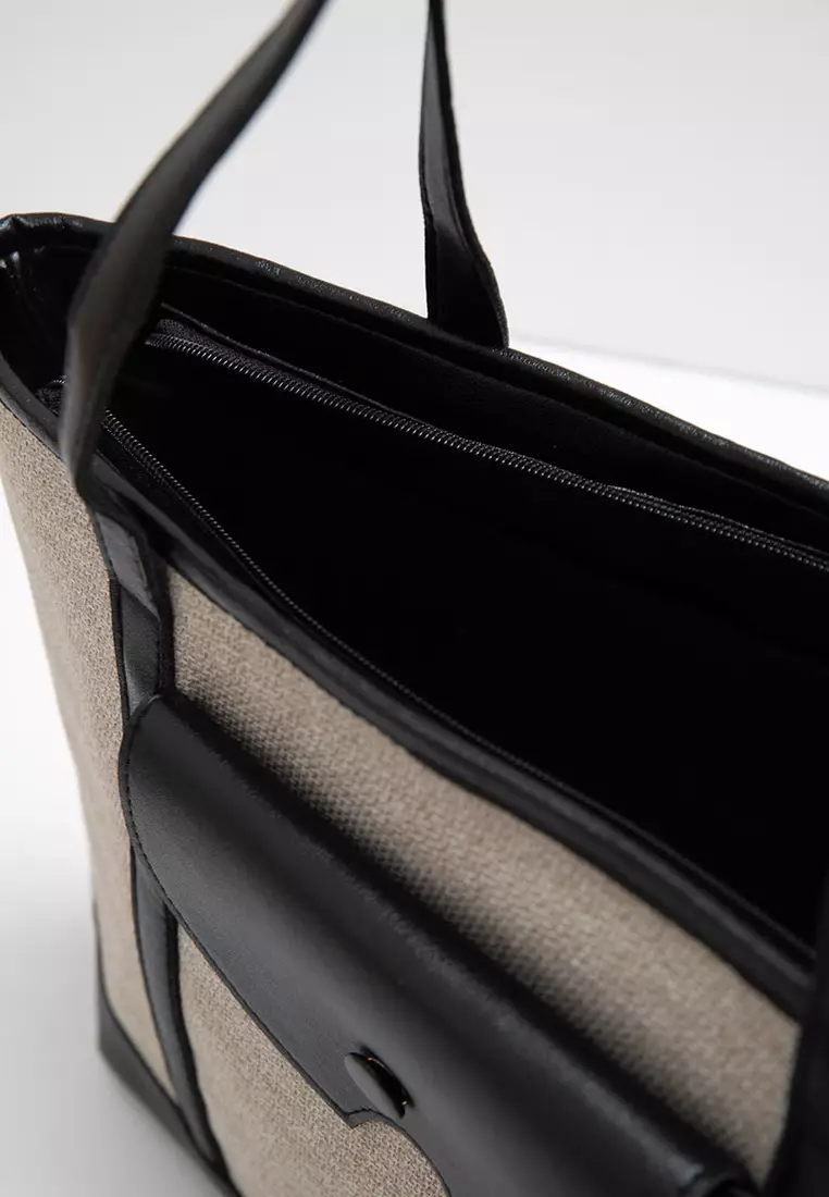 Jual Berrybenka Label Tekka Livi Tote Bag Black Original 2025 | ZALORA ...