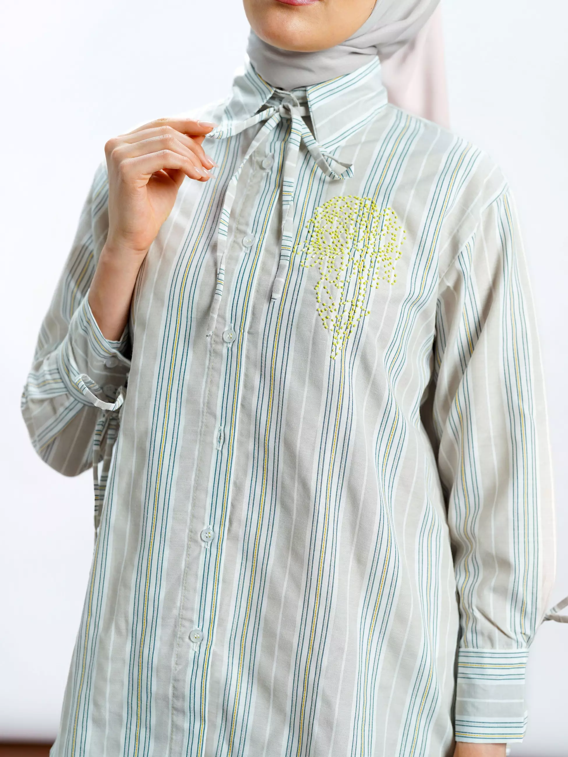 Jual Aleza Aleza - Nara Shirt Sage Green Original 2024 | ZALORA Indonesia