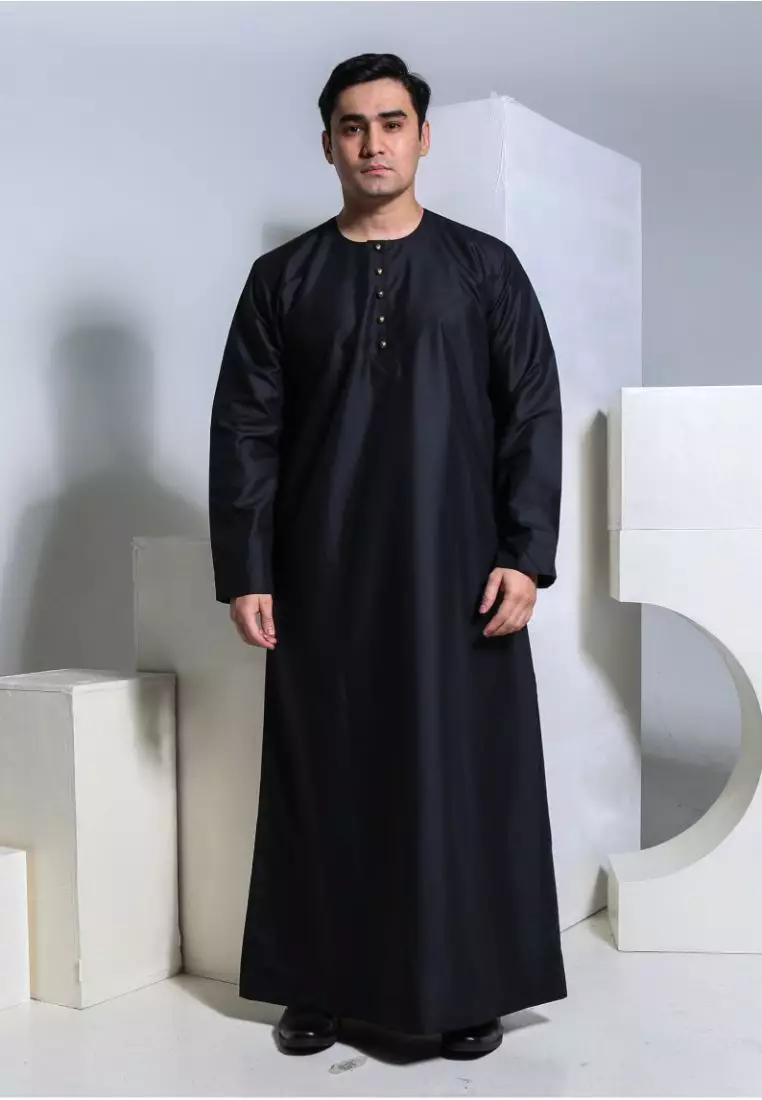 Buy Amar Amran Jubah Dubai 2025 Online | ZALORA