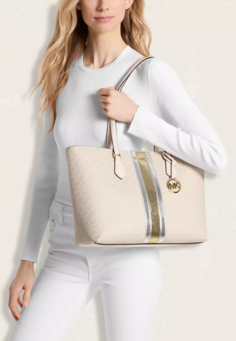 Jual Michael Kors Michael Kors Sheila Large Signature Logo and Metallic Tote Bag Pale Gold ...