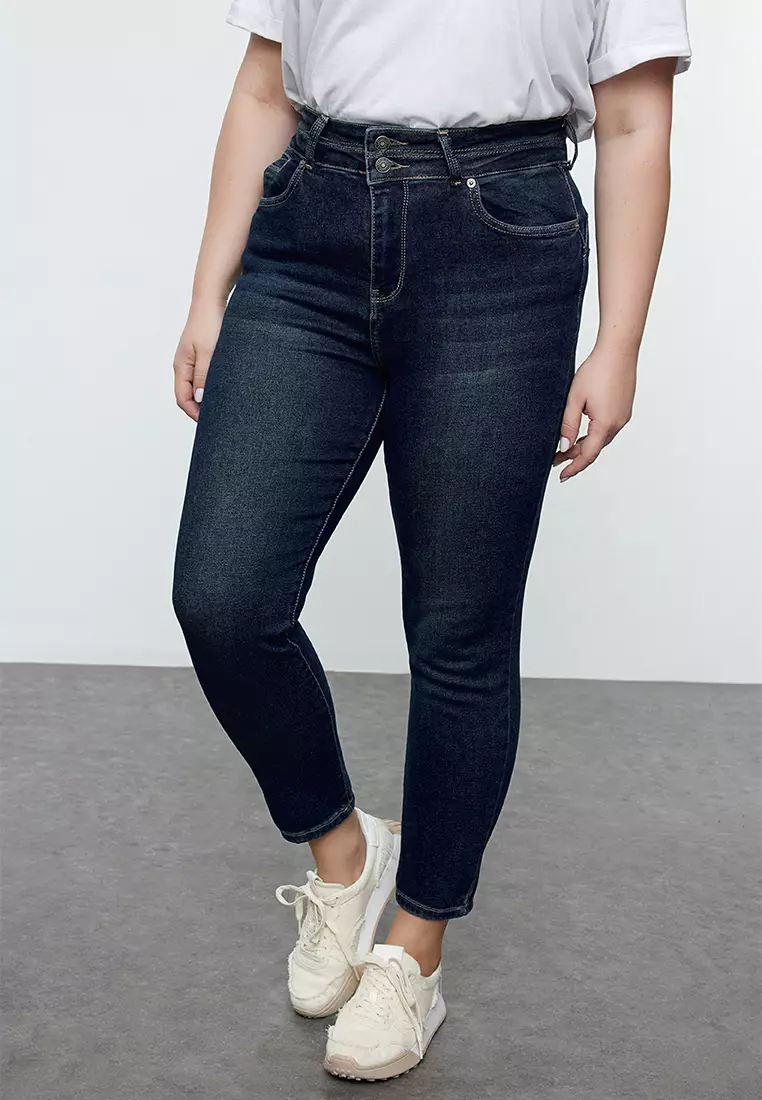 Buy Women Plus Size Clothes Online - On Sale | ZALORA HK