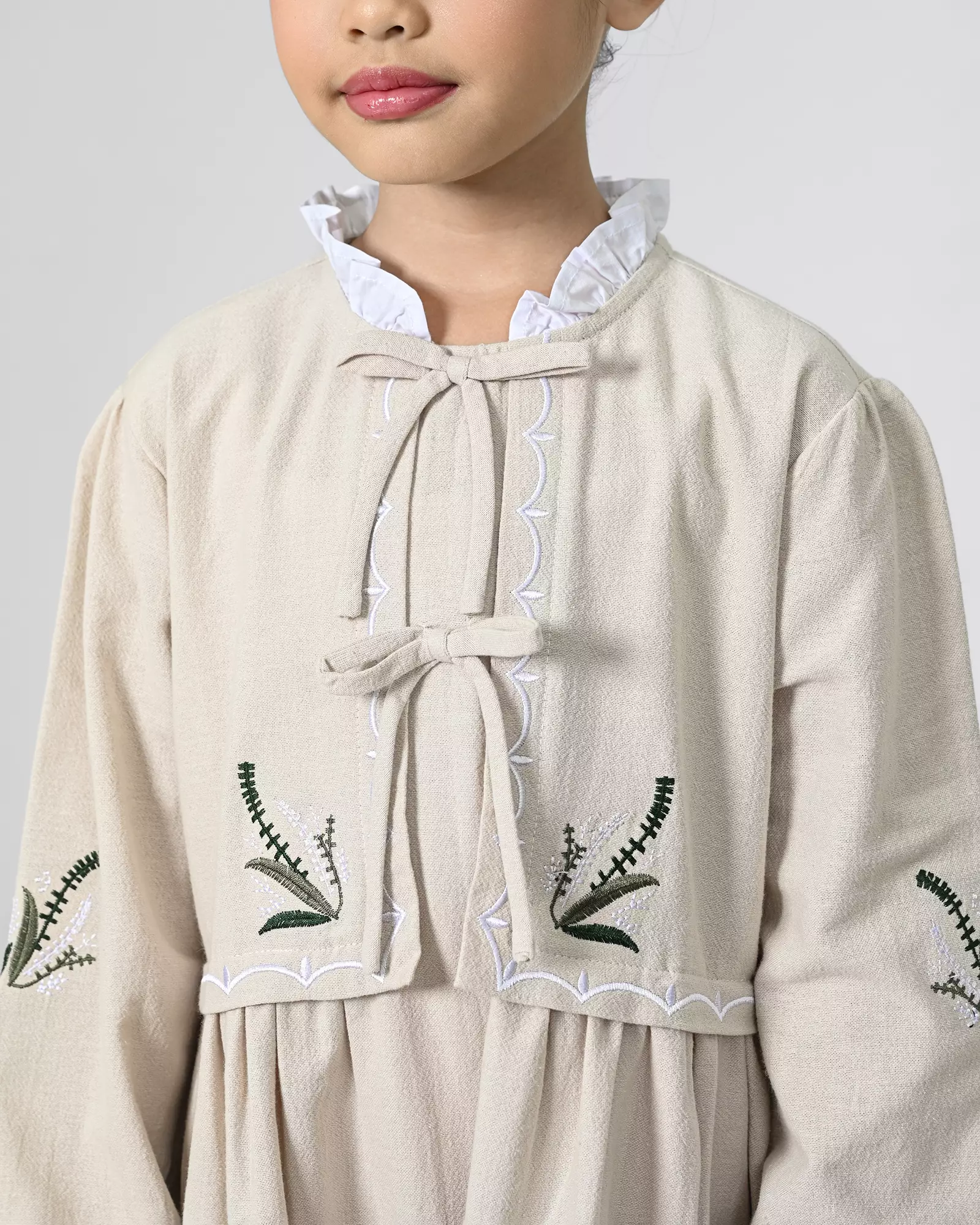 Jual geulis.id Geulis.id PETITO DRESS - OAT Original 2026 | ZALORA ...