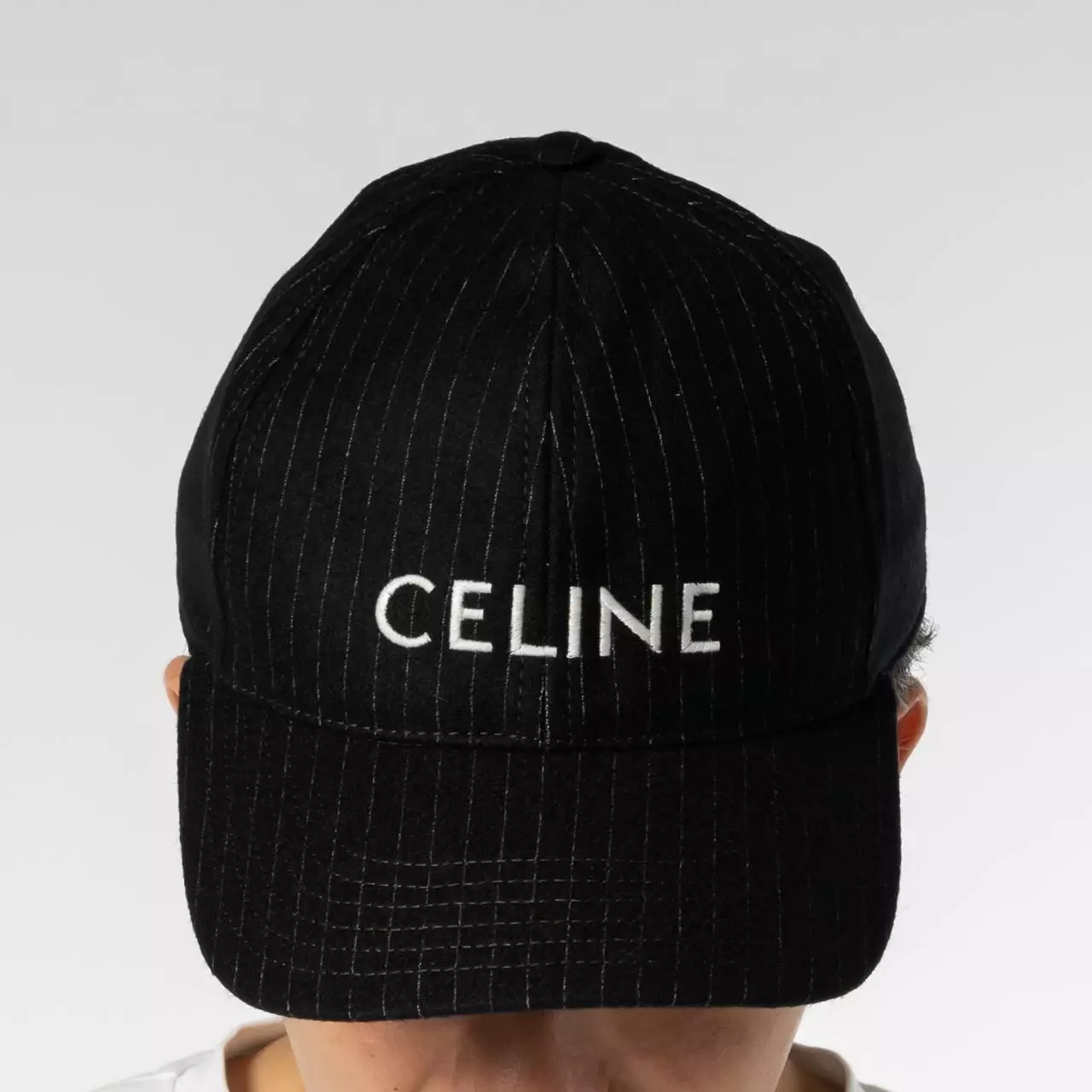 Jual Celine Baseball Cap In Flannel Noir/Craie Original 2025 | ZALORA ...