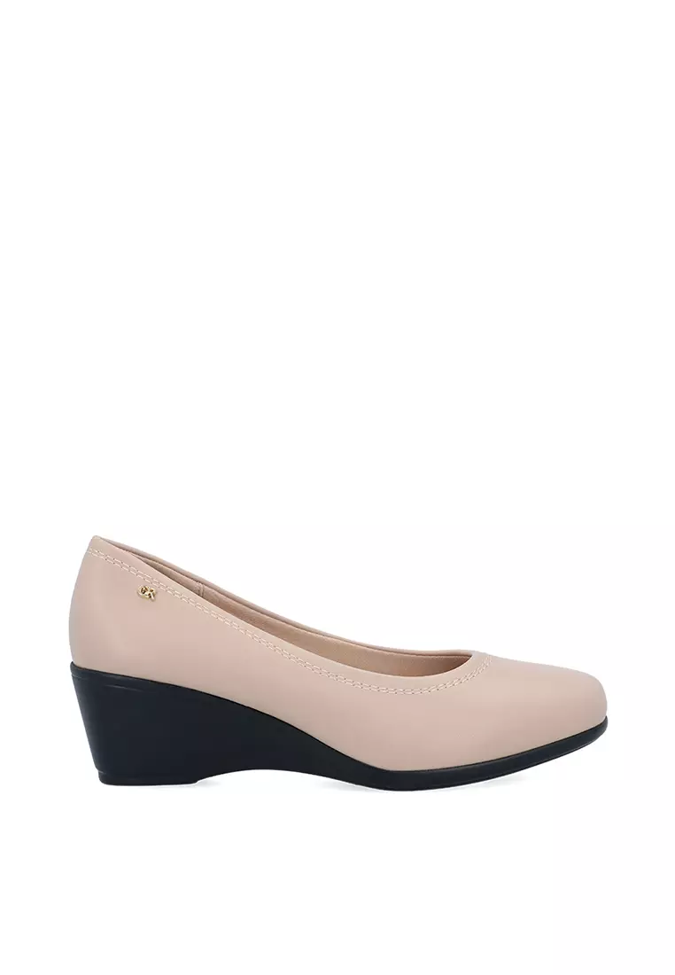 Buy Carlo Rino Medium Beige Kacey Pumps Online | ZALORA Malaysia
