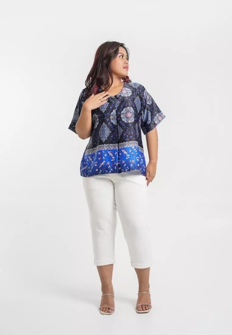 Jual Xtramiles Plus Size Batik Blouse Hwa Navy Original 2026 | ZALORA ...
