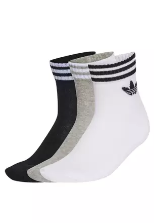 adidas 香港 | 優惠低至1折 @ ZALORA 香港