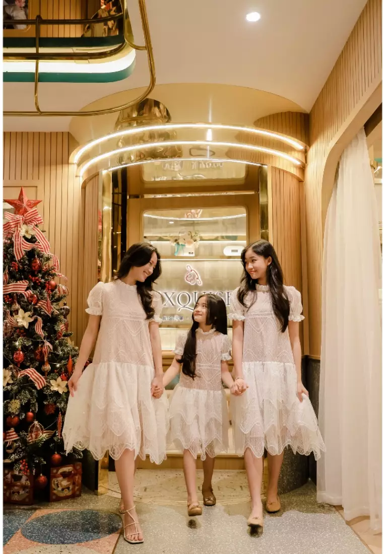 Jual Ayaco Mini Ive dress Original 2025 | ZALORA Indonesia