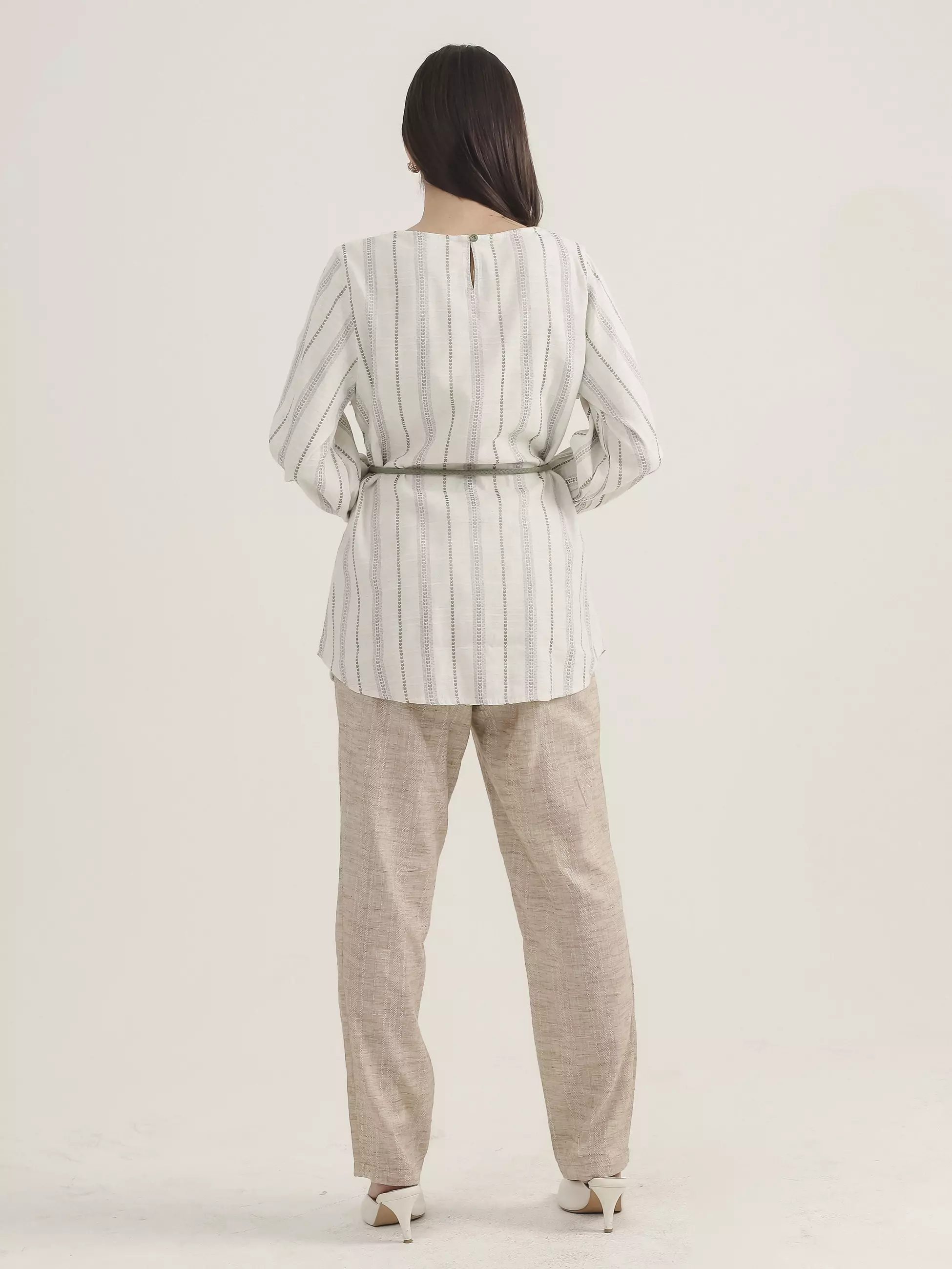 Jual EXPAND Virna Blouse Original 2025 | ZALORA Indonesia