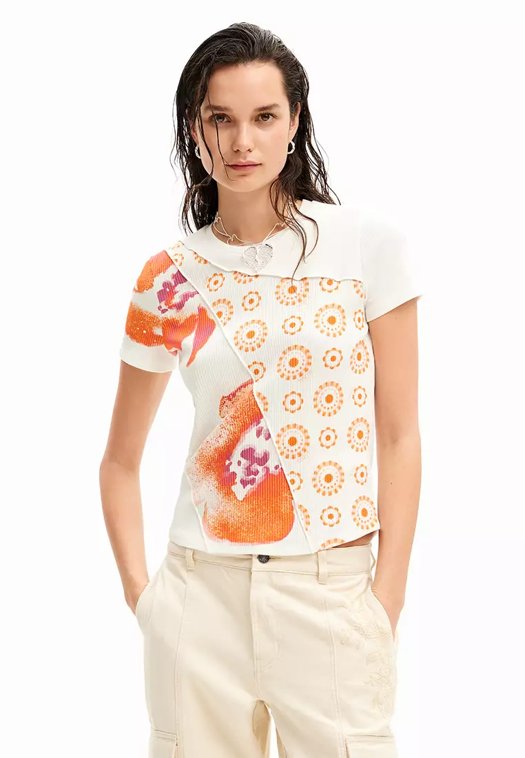 Buy Desigual Desigual Woman Patchwork floral T-shirt. 2025 Online | ZALORA