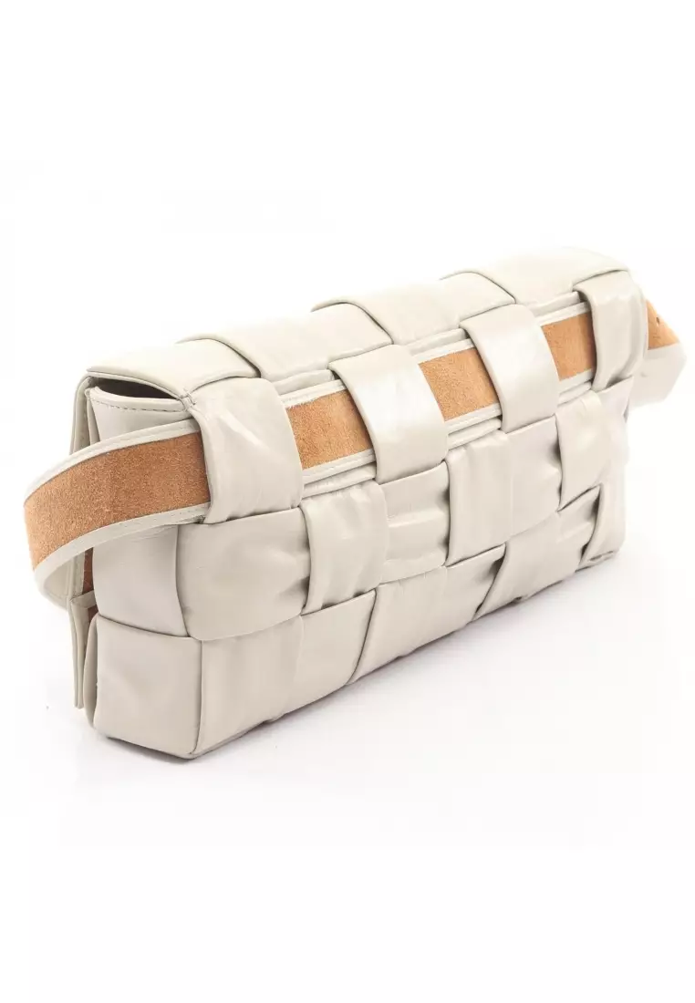 網上選購 Bottega Veneta Pre-Loved BOTTEGA VENETA The stretch cassette maxi ...