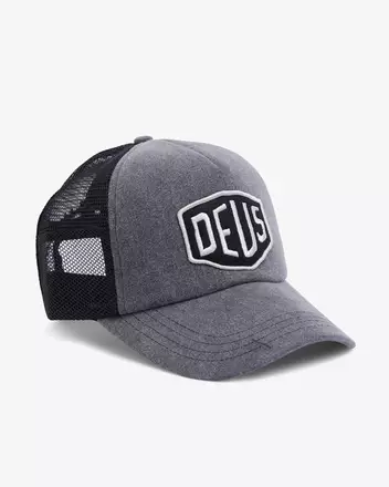 Topi Pria Original Terbaru Up to 70% - ZALORA