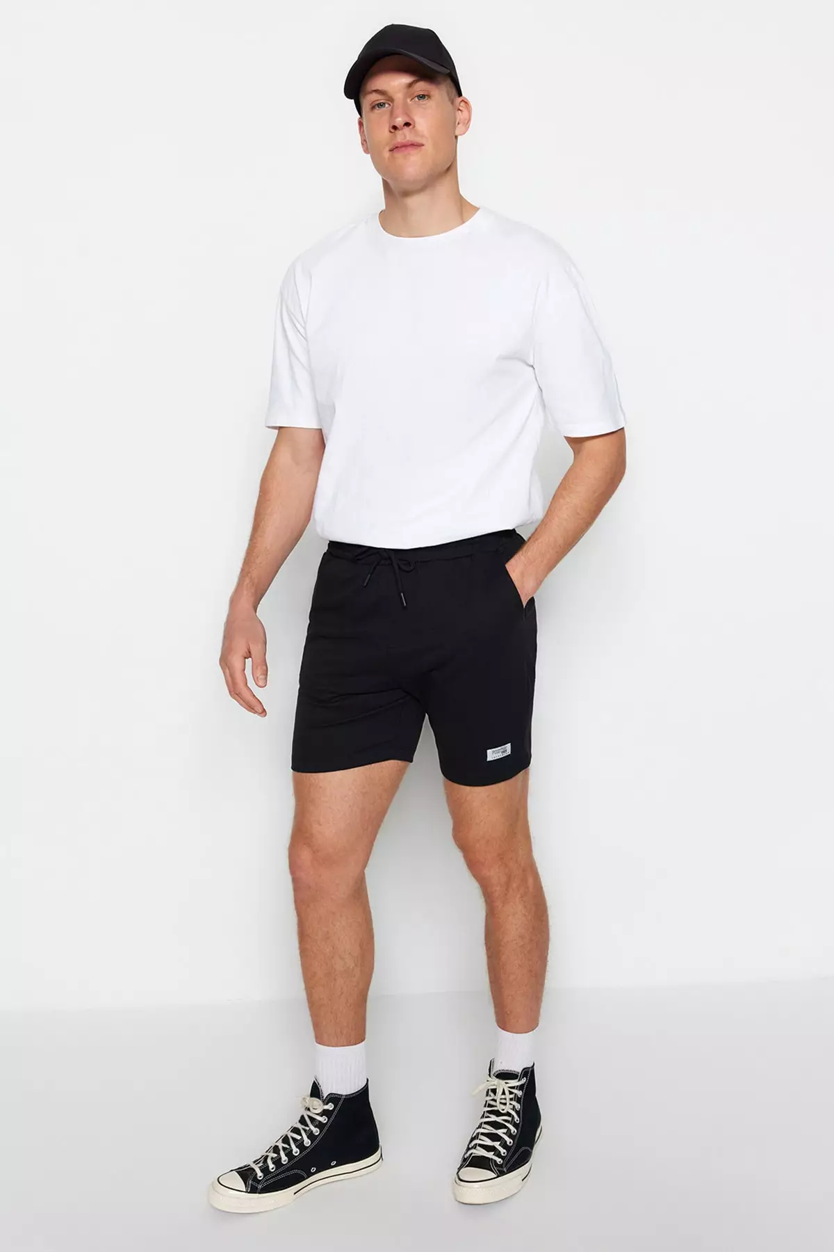 Buy Trendyol Men's Label Detail Shorts 2025 Online | ZALORA