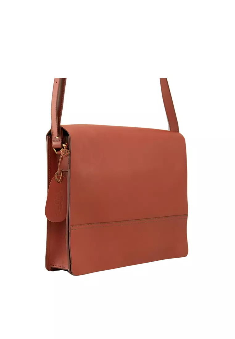 Buy The Tannery Manila Radcliff Leather Messenger bag 2024 Online ...