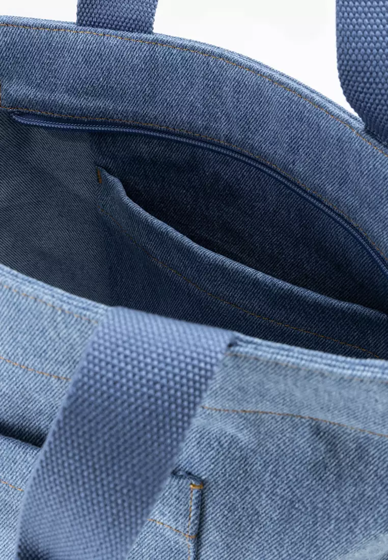 Buy Levi's Men's Icon Tote D7545-0033 Online | ZALORA Malaysia