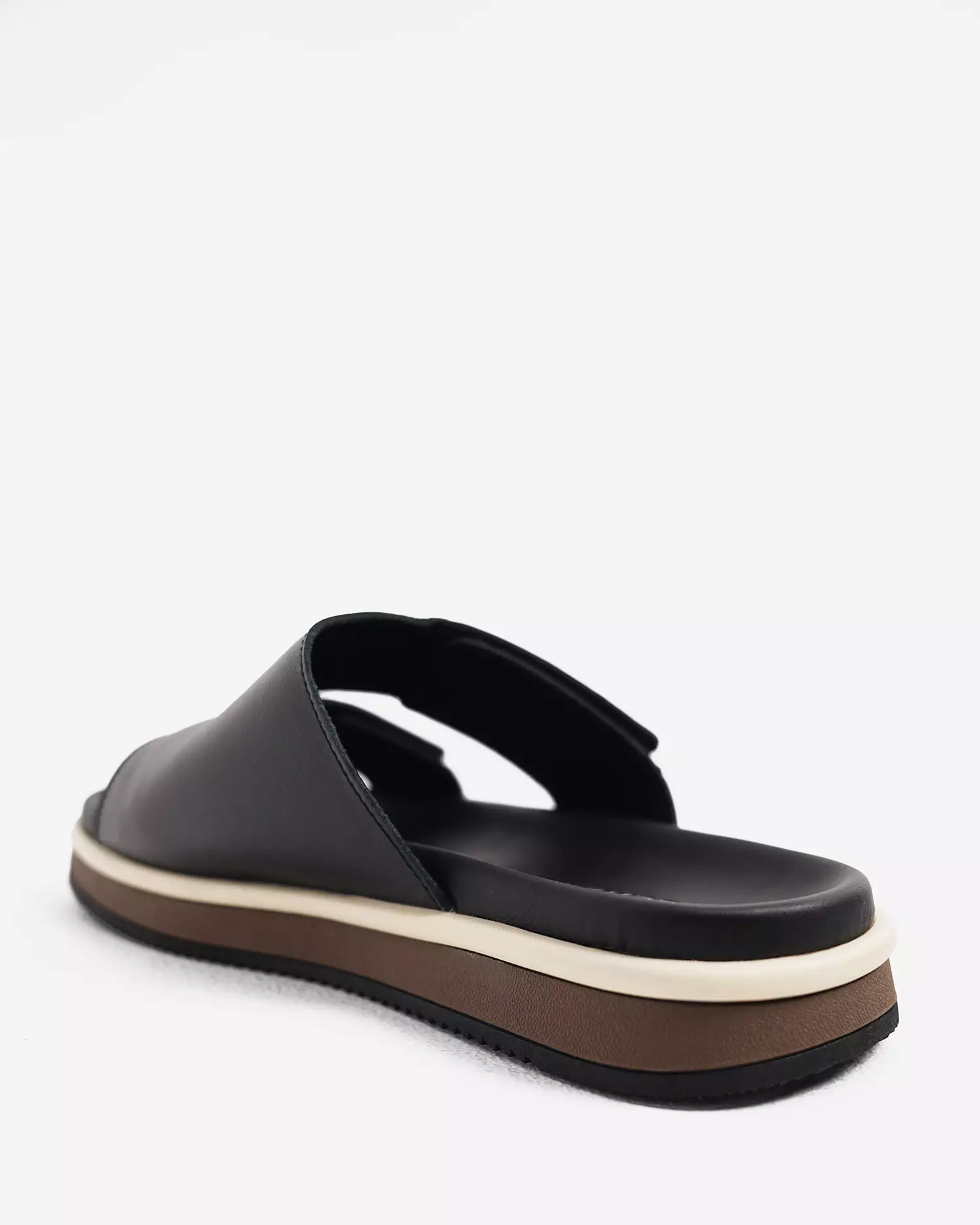 Jual Buccheri Buccheri Khalil Sandal Men Black Original 2026 | ZALORA ...