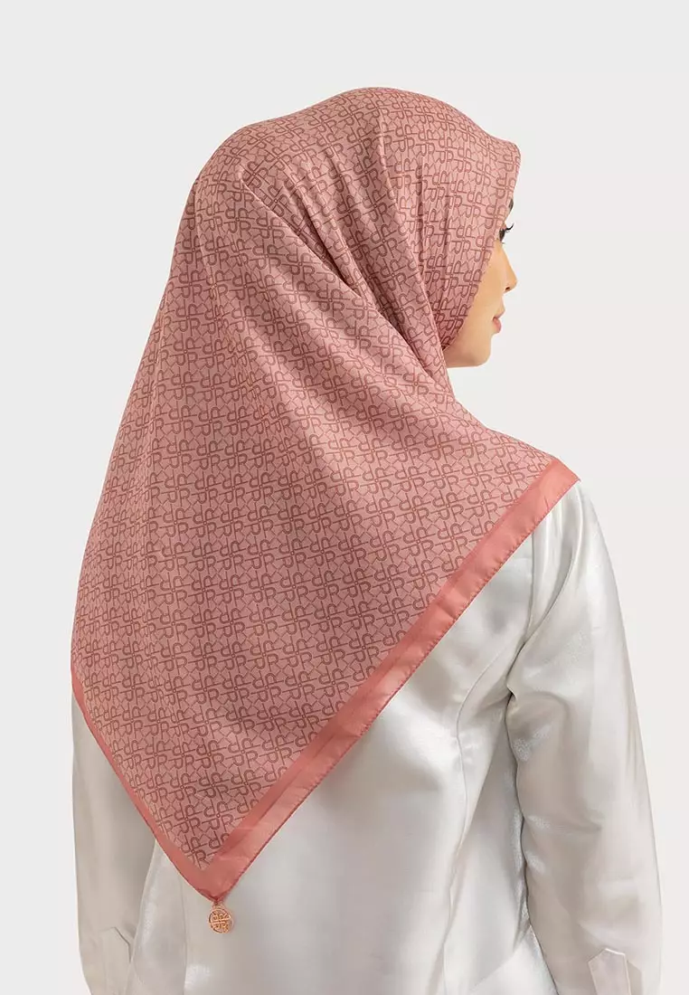 Jual Riamiranda Ria Miranda Peach Ziyana Monogram Scarf Original 2025 ...