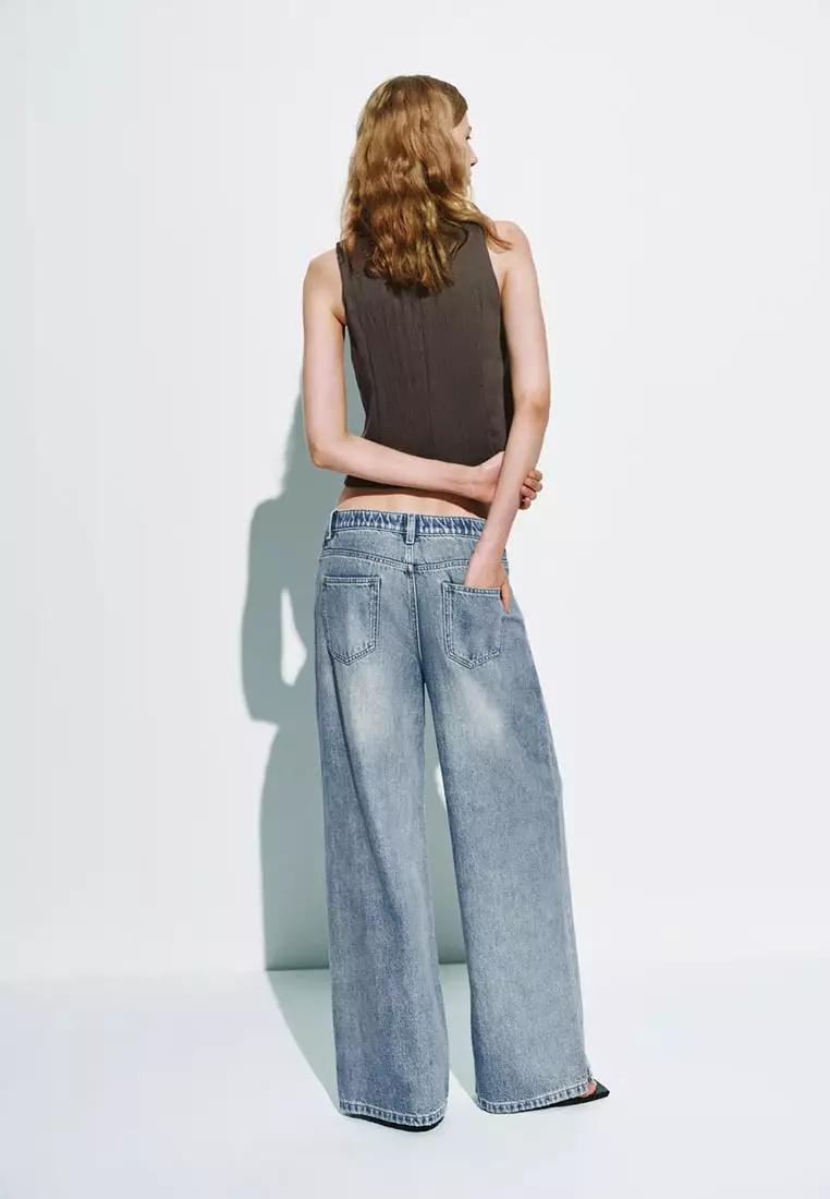 Buy URBAN REVIVO High Waist Slit Loose Wide Leg Jeans Online | ZALORA ...