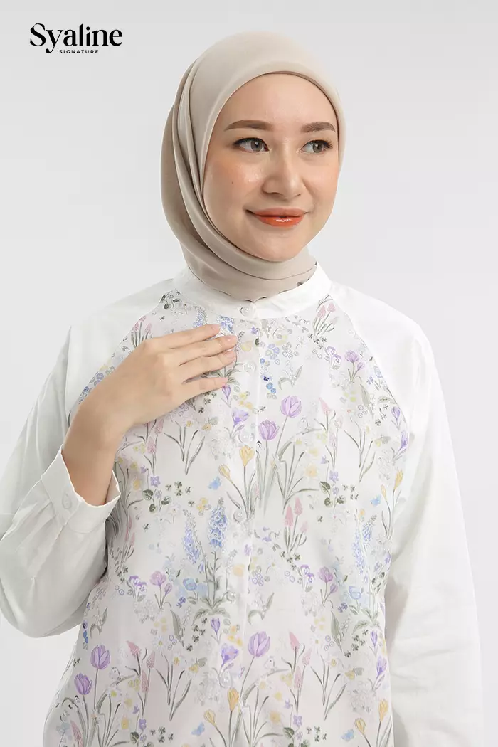 Jual Syaline Hijab Syaline Hijab - Atasan Blouse Waita Bahan Katun Poplin - Amy Shirt Bloom ...