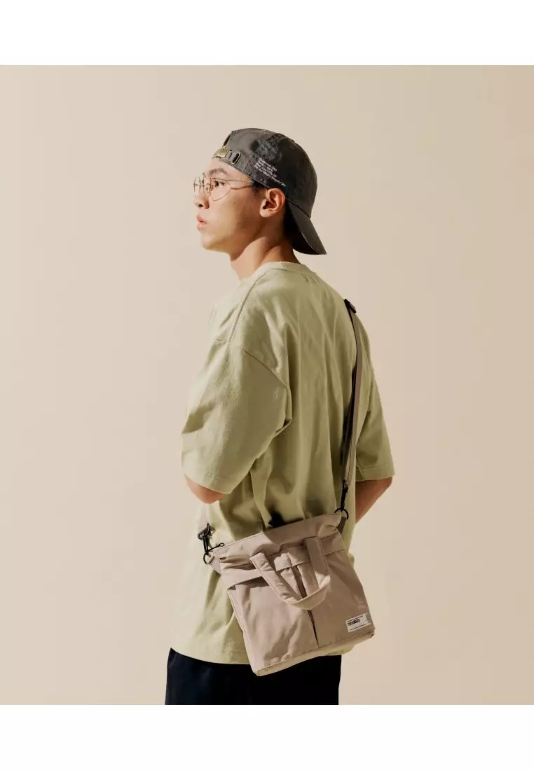 Buy Plain-me Plain-Me Helmet Bag-Beige Nylon 100% 2026 Online | ZALORA