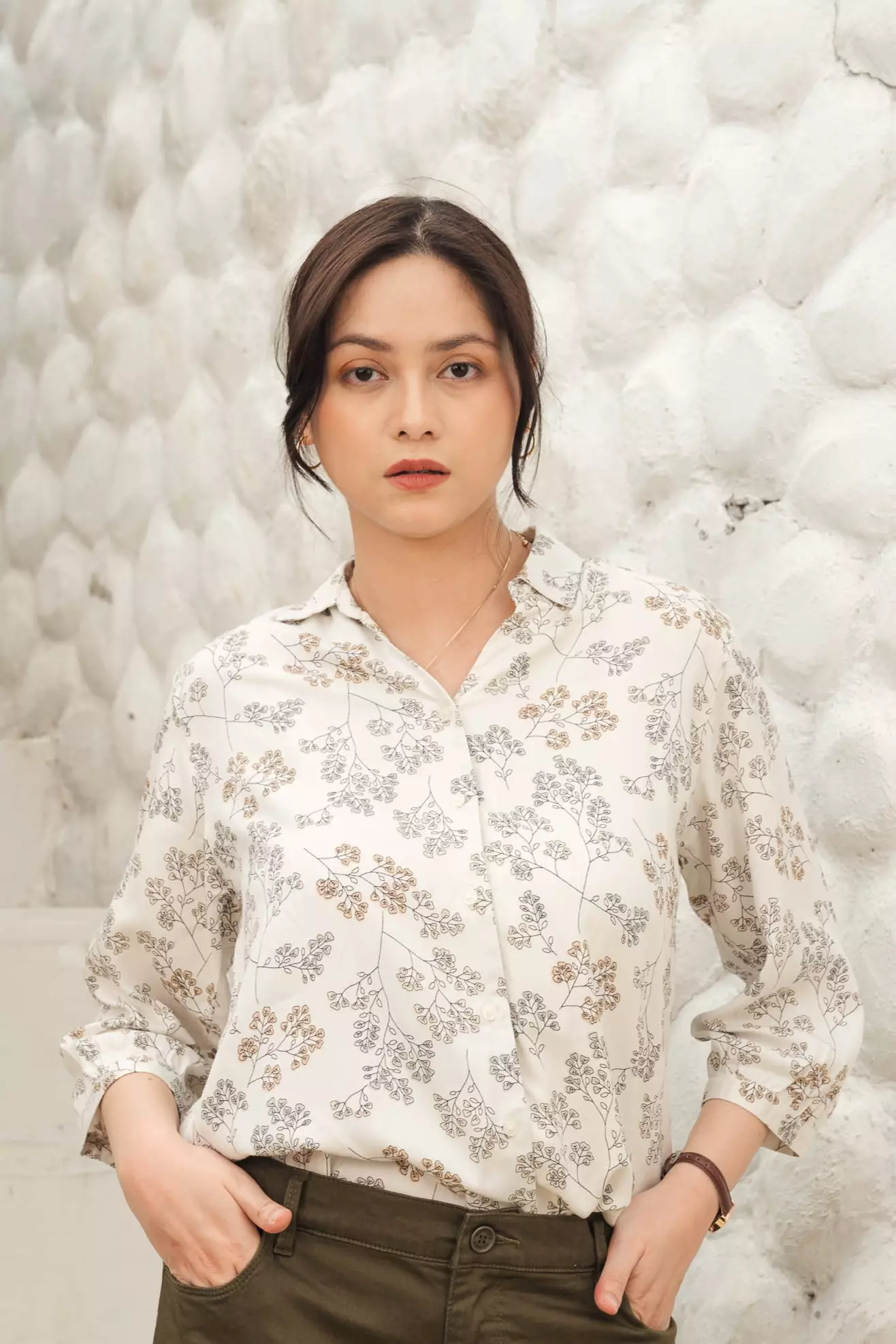 Jual C2 Outfitters C2 Fairen Green Basic Blouse Wanita Original 2025 ...