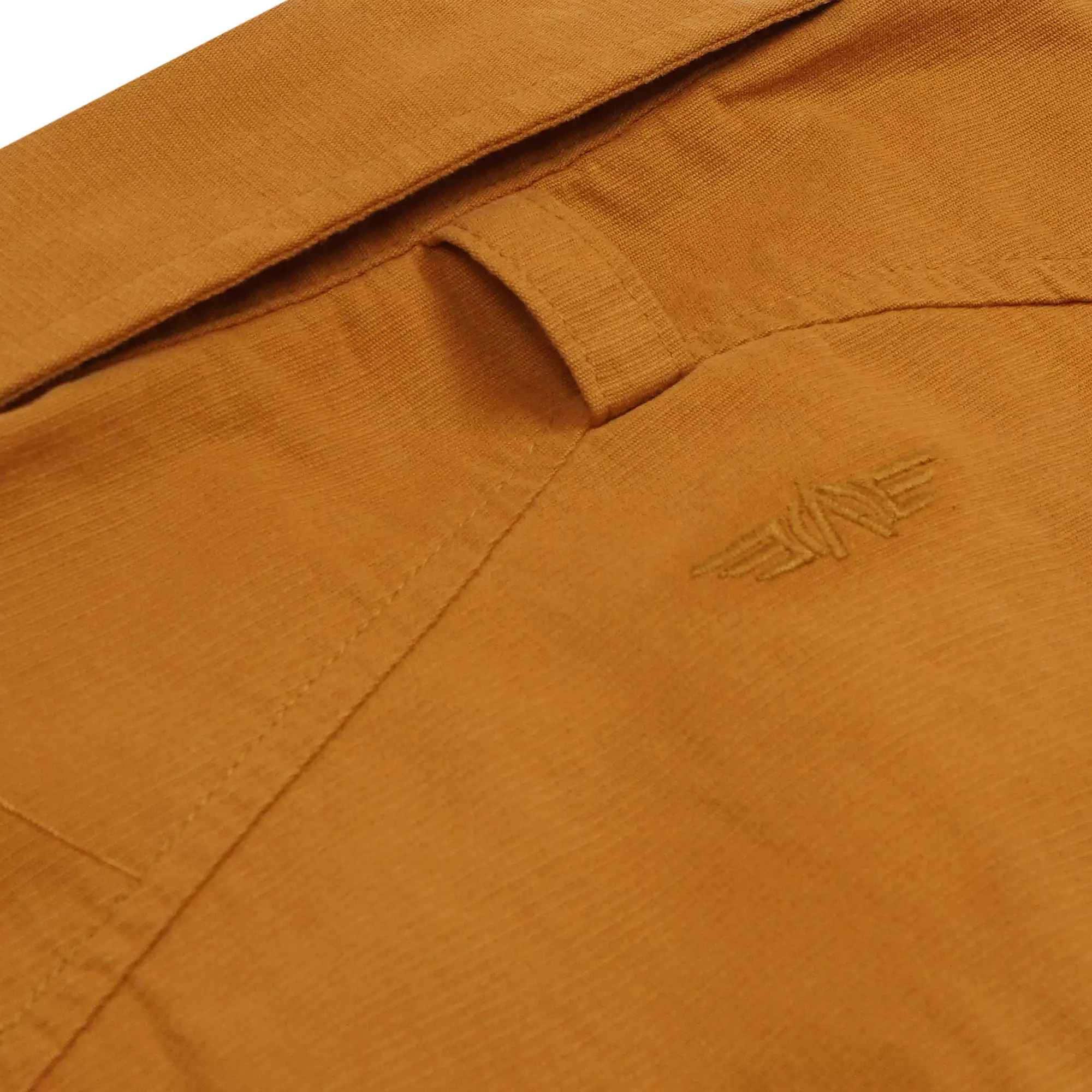 Jual MGEE MGEE Long Shirt Original 2025 | ZALORA Indonesia