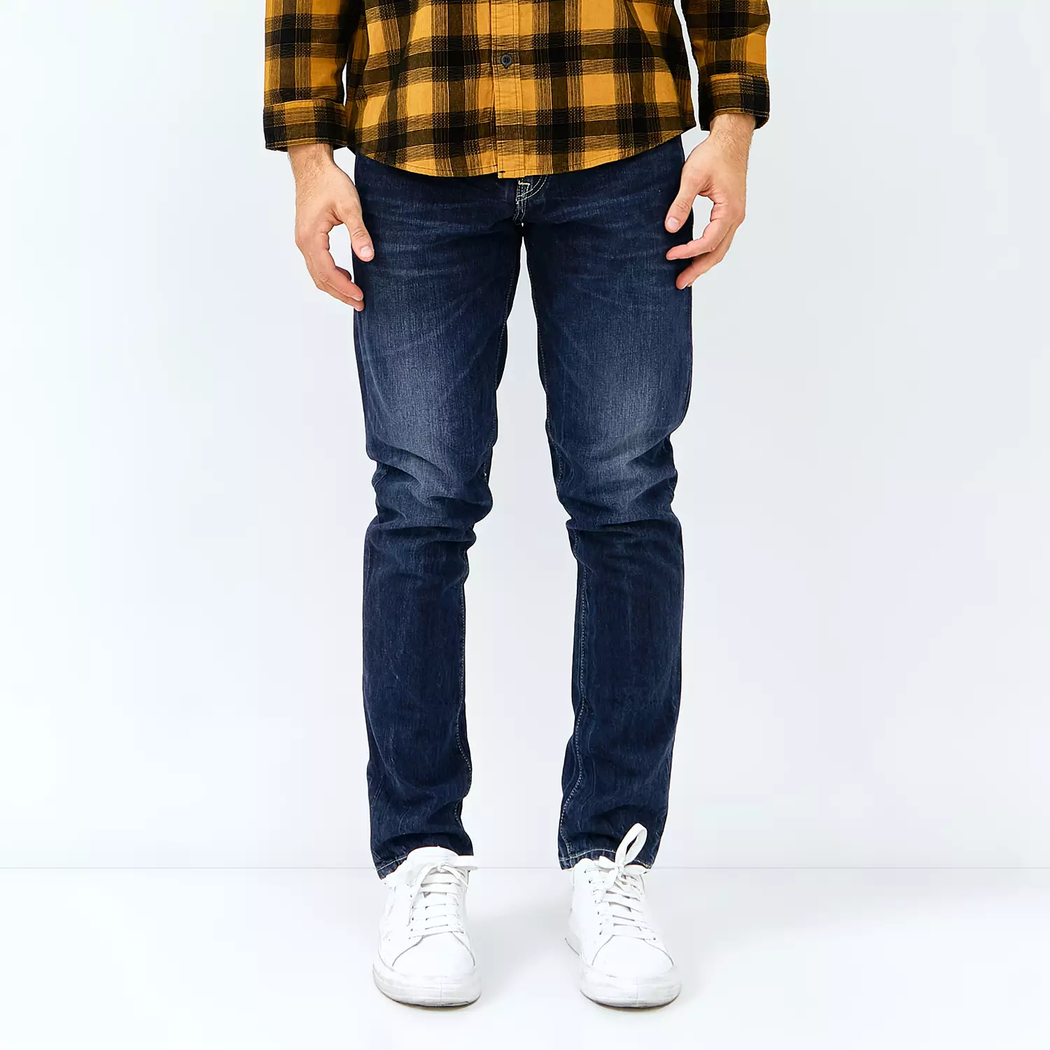 Jual Emba Jeans Pria Original 2024 | ZALORA Indonesia