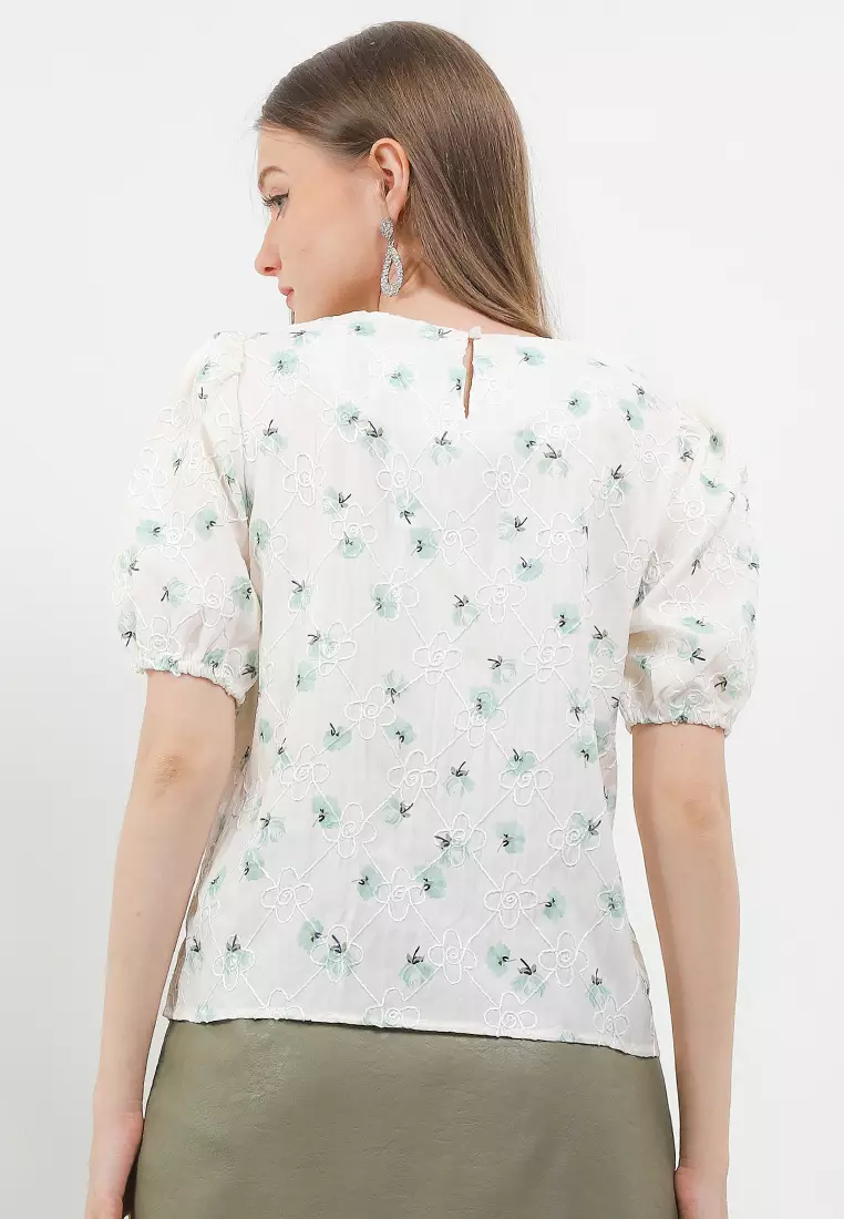 Jual Chic Simple Puff Sleeve Emb Print Blouse Original 2025 | ZALORA Indonesia
