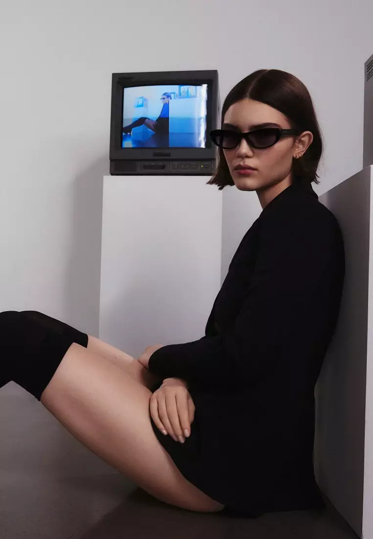 Buy QUAY Quay x Guizio Slate Sunglasses - Black/Smoke Online | ZALORA ...