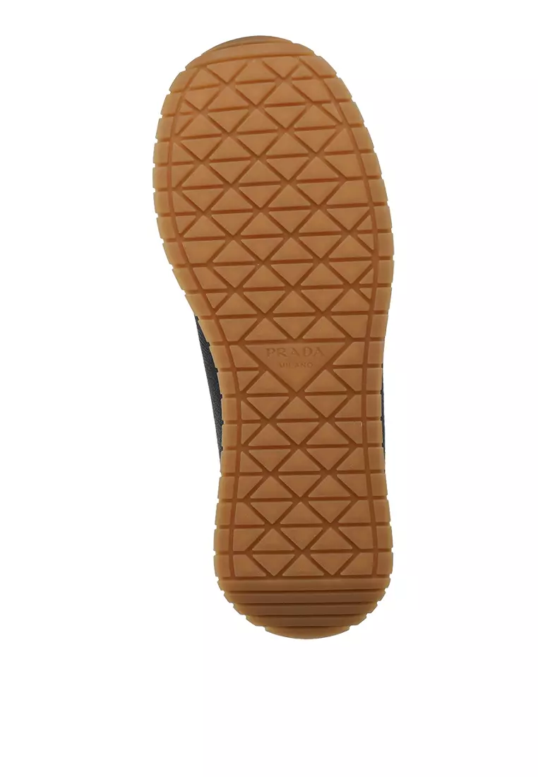 Jual Prada Logo Sneakers Original 2026 | ZALORA Indonesia