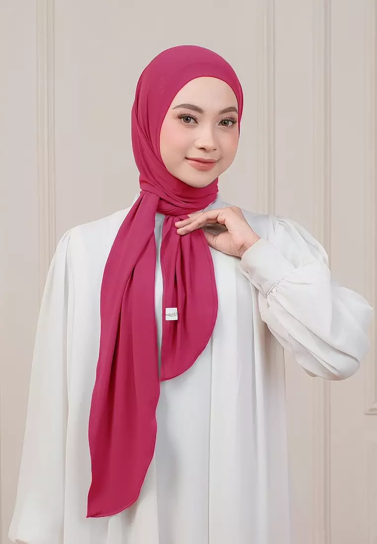 Jual Cantik Kerudung HIJAB INSTAN QIARA - FUSCHIA Original 2025 | ZALORA Indonesia