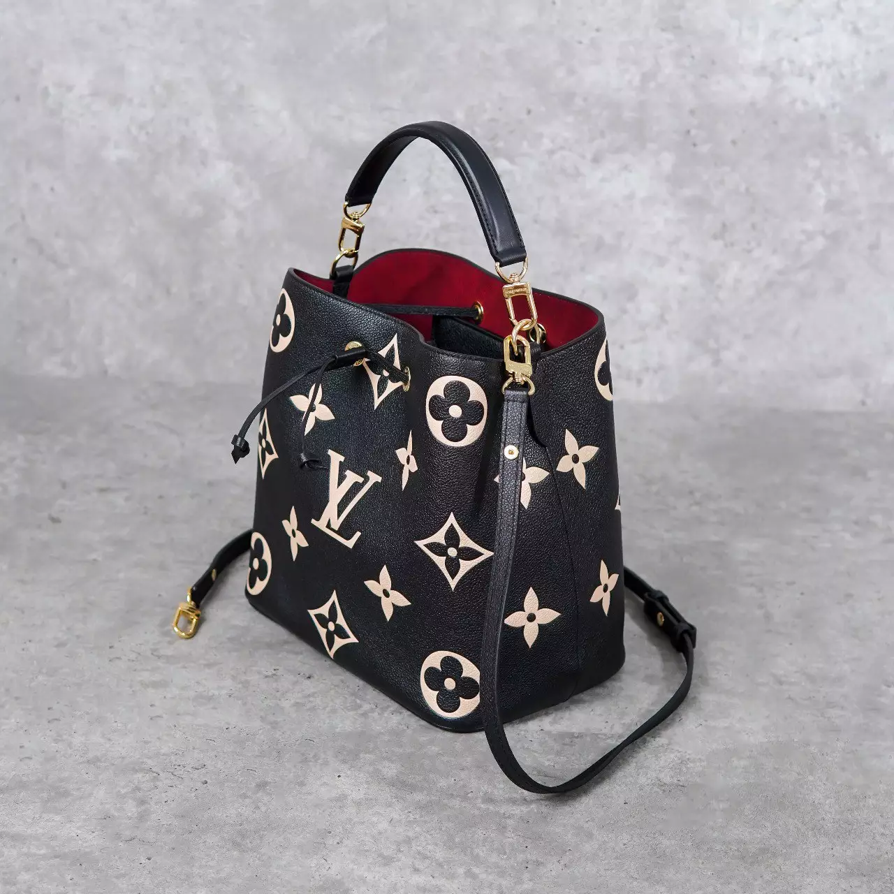 Jual Louis Vuitton Tas LOUIS VUITTON LV NEO NOE MONOGRAM EMPREINTE ...