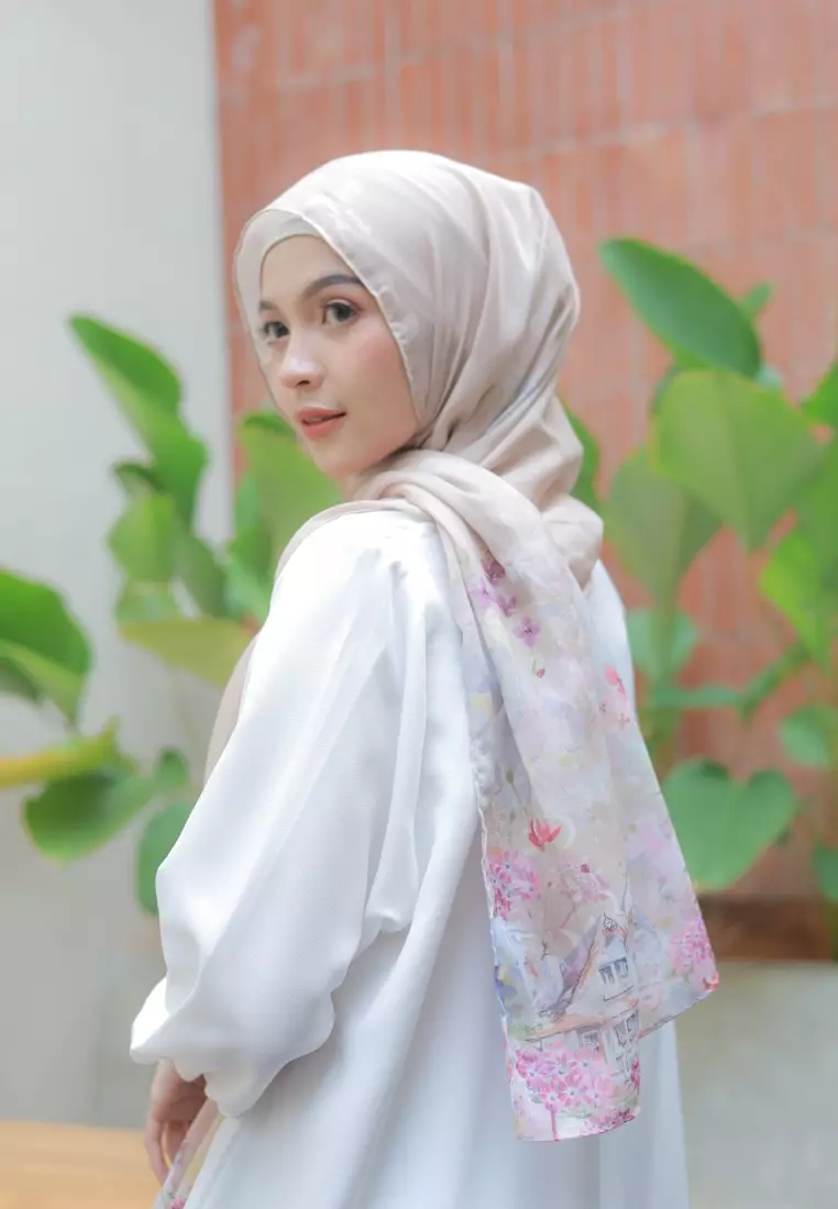 Jual Hijab Wanita Cantik.com Pashmina Verbena Voal Hijab Printing ...