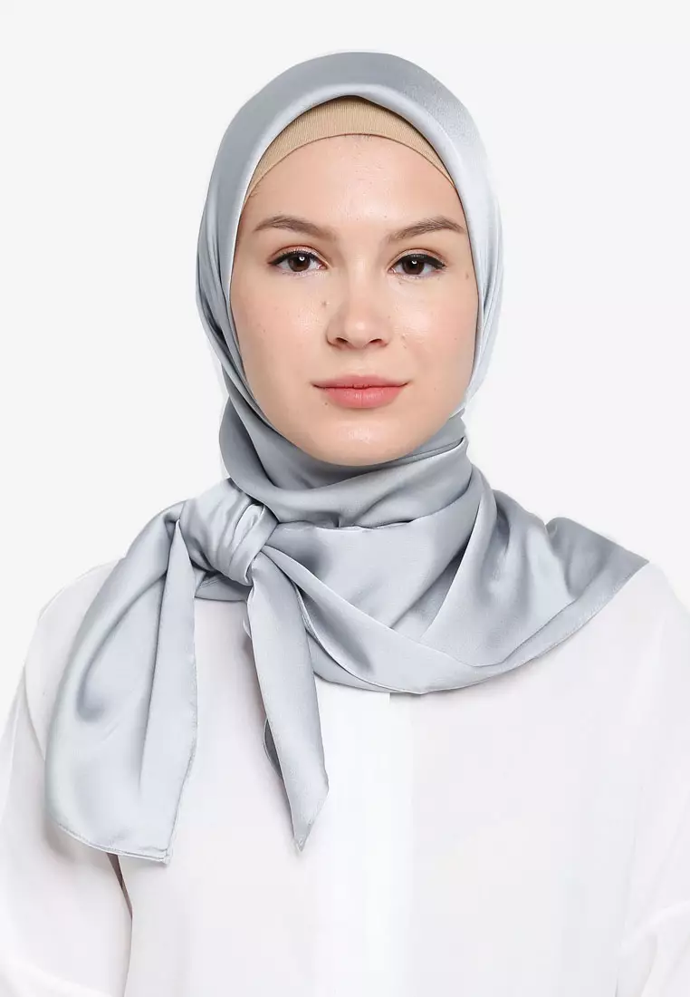 Buy UMMA Asna Basic Scarf in Moondust 2025 Online | ZALORA