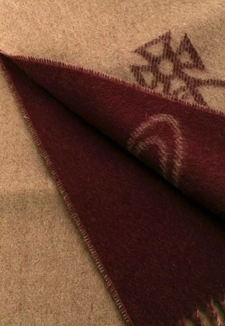 Buy Vivienne Westwood Double Logo Scarf Online | ZALORA Malaysia