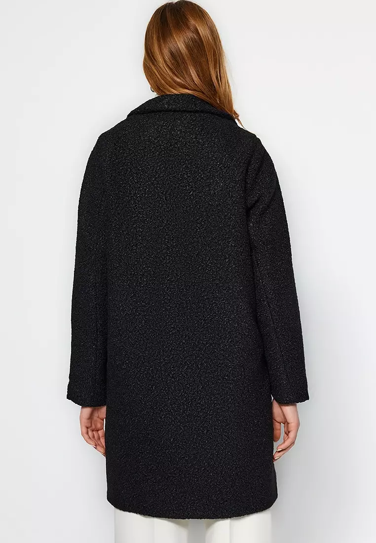 Jual Trendyol Textured Long Coat Original 2025 | ZALORA Indonesia
