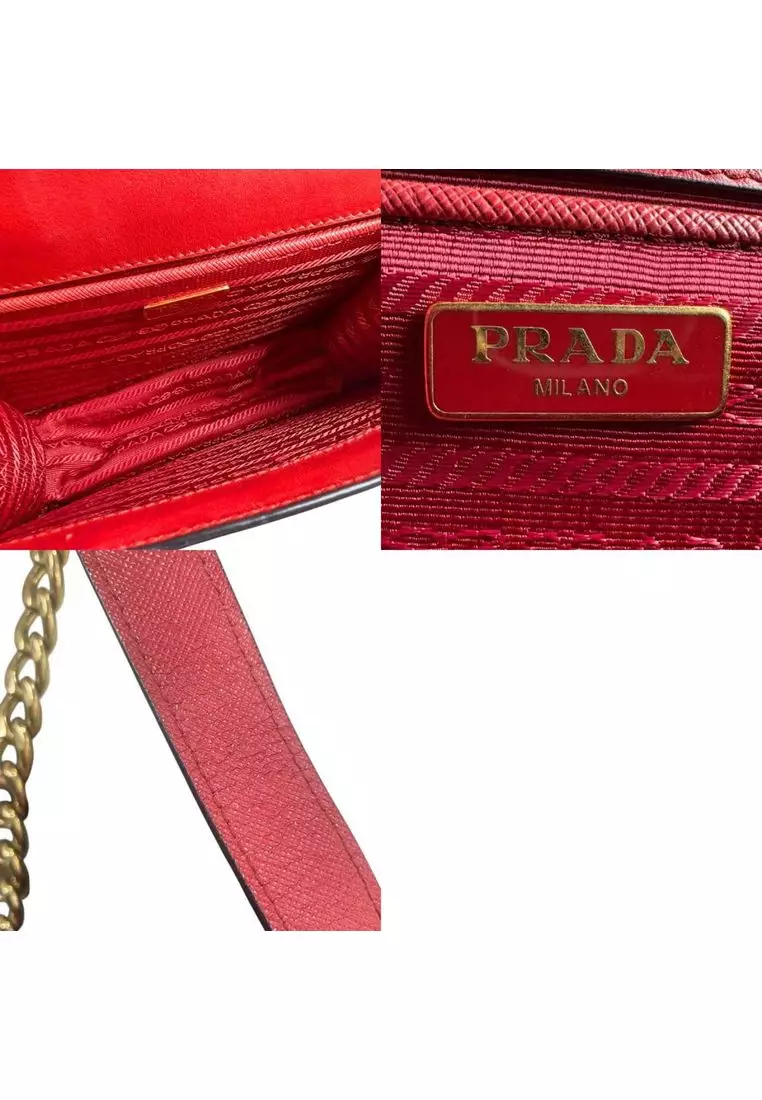 Buy Prada Pre-Loved Prada Red Leather Turnlock 2025 Online | ZALORA