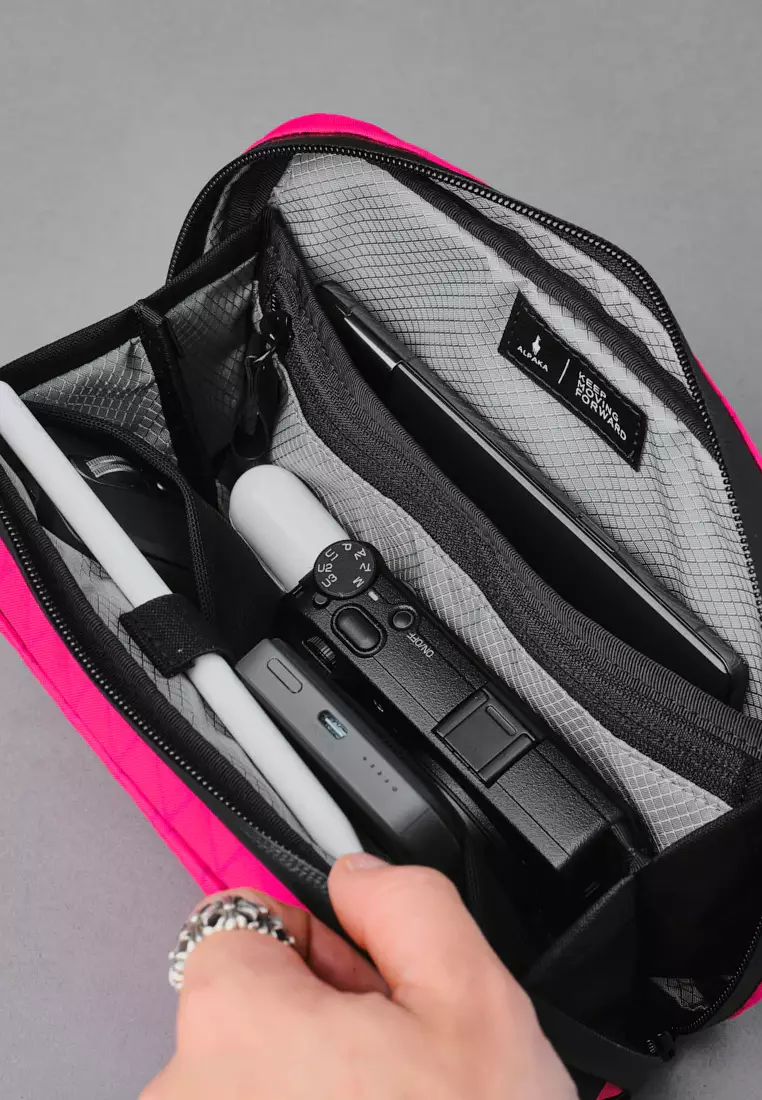 Jual Alpaka Alpaka Elements Tech Case Mini Kit Pouch Charger Organizer ...