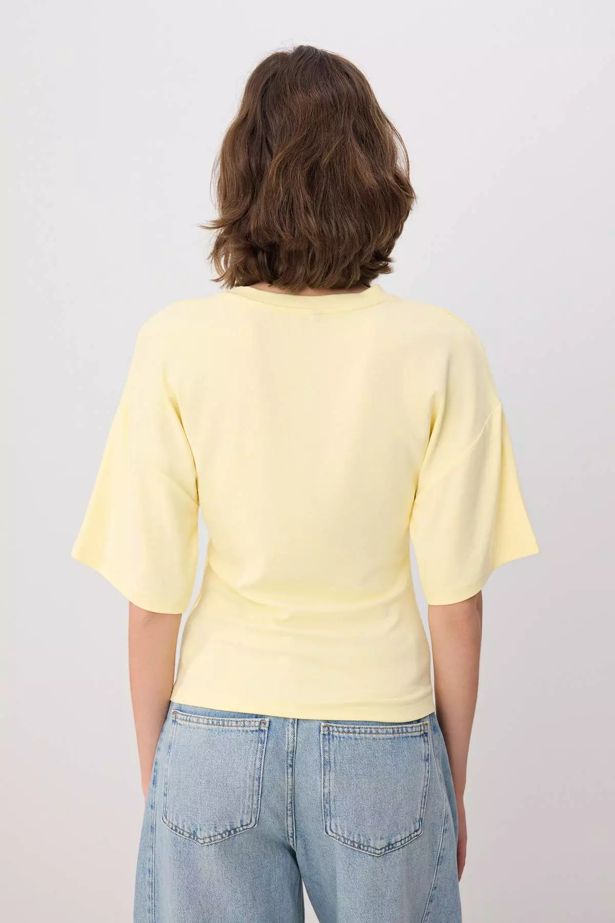 Buy Trendyol Yellow Fitted/Tight-Fitting Low-Sleeve Three-Quarter Soft ...