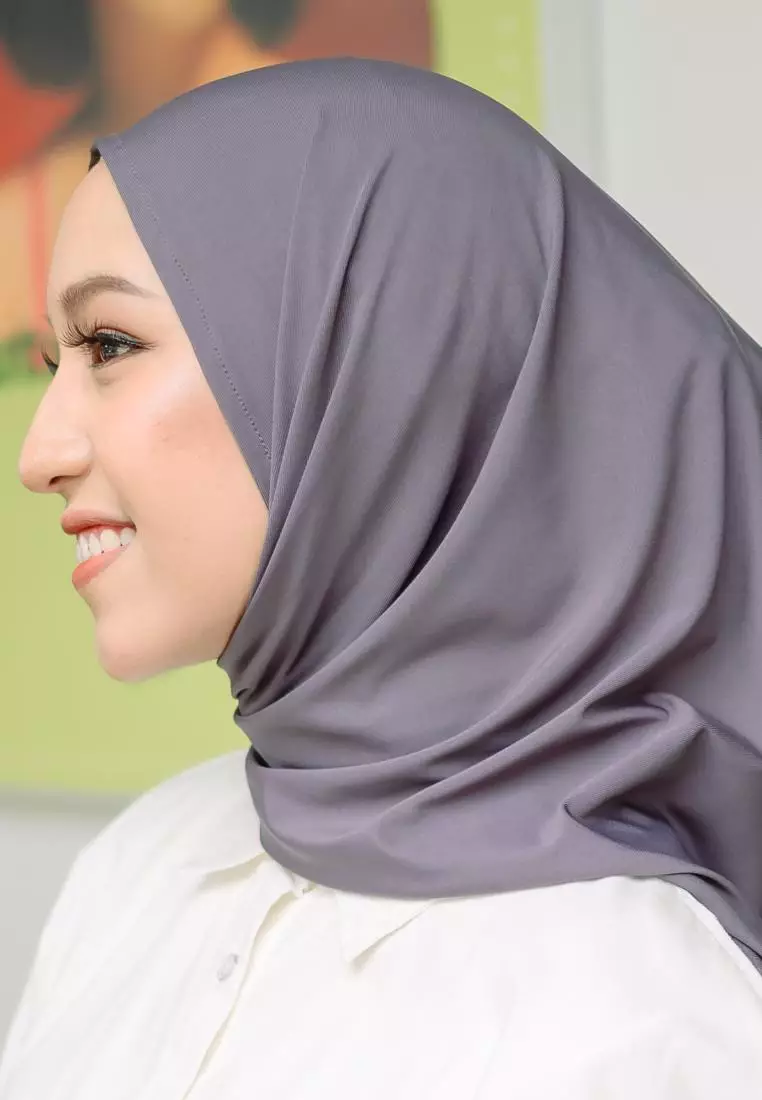 Jual Lozy Hijab Qiya Instan Square (Hijab Sport Instan Segiempat Jersey) Stone Grey Original ...