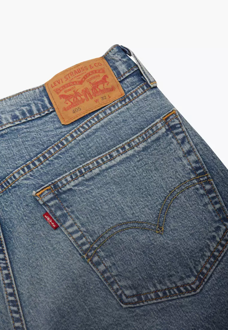 Jual Levi's Levi's 405 Standard Short Division Fight The Feelin Short ...