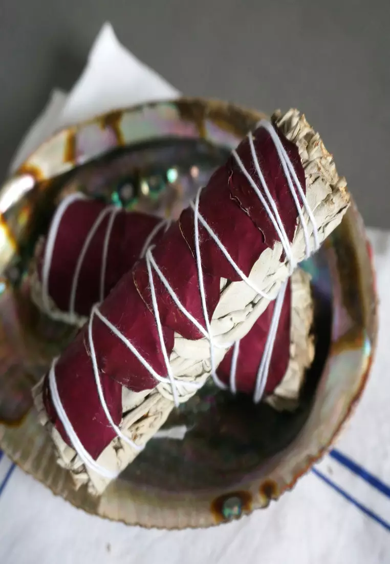 diseno Living California Rose Petals White Sage Smudge Stick - 4" Vacuum Packed (Own Farm In ...